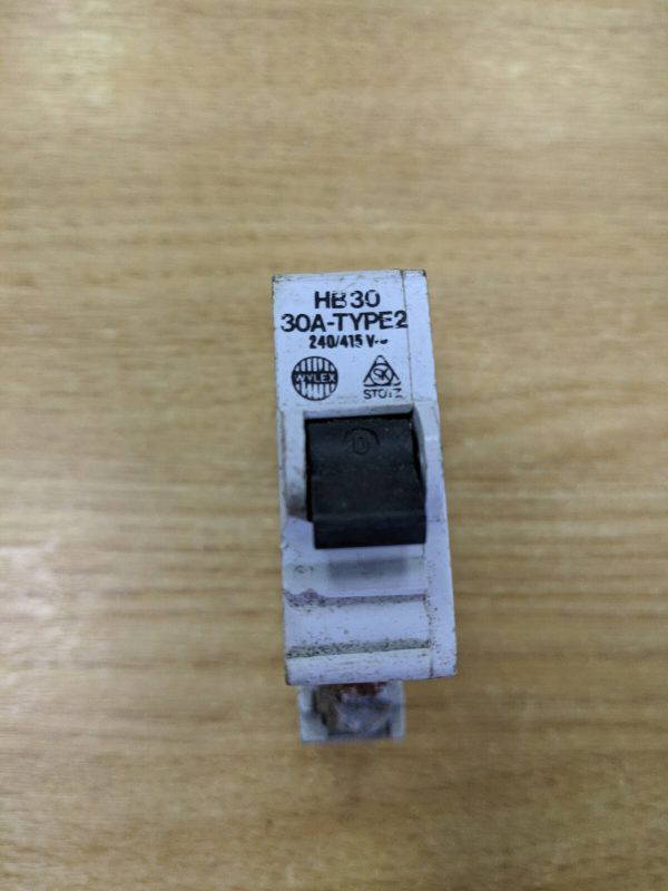 Wylex HB30 30a Type 2 240/415V Used Old Style Breaker | RS Distribution